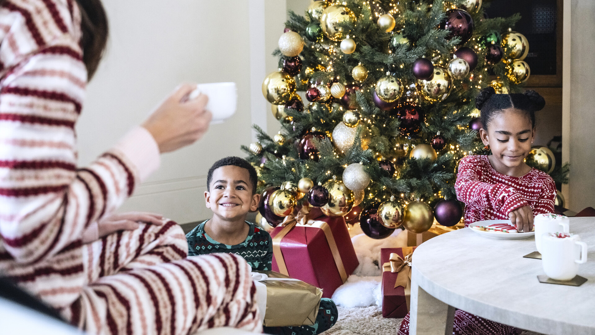 7 Delicious Reasons to Celebrate the Holidays in Wine Country at Four ...