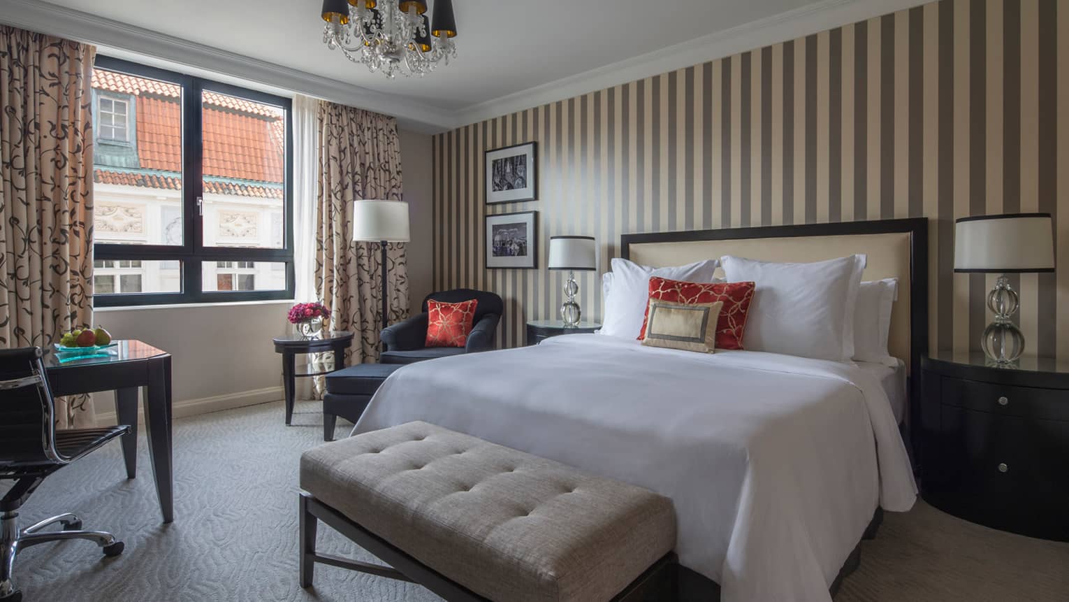 Prague 5-Star Hotel | Luxury Hotel in Old Town Square | Four Seasons