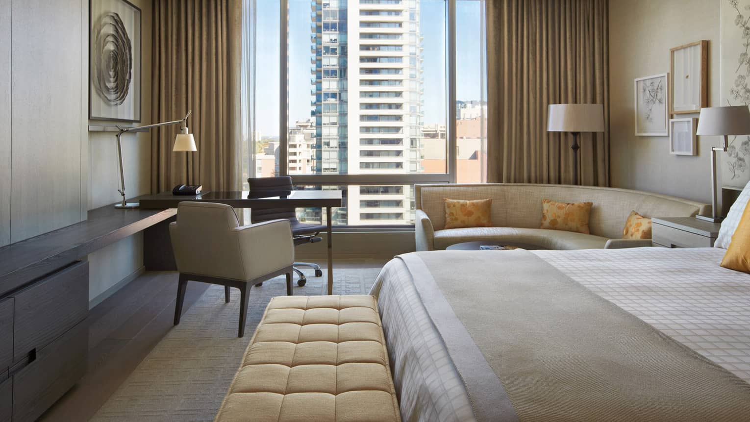 Luxury Hotel Room Toronto | Yorkville | Four Seasons Hotel