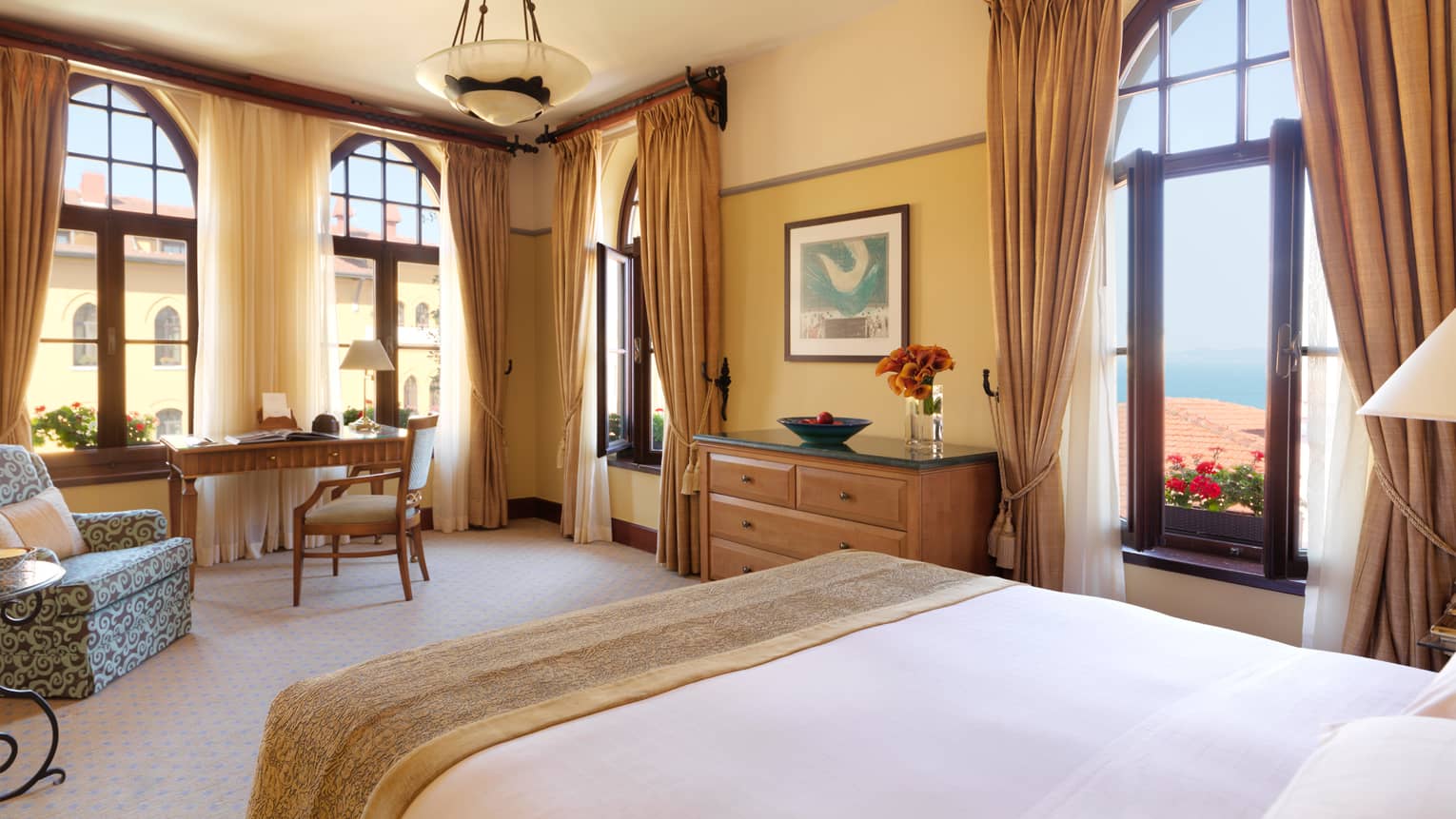 Istanbul Luxury 5-Star Hotel | Four Season Istanbul at Sultanahmet