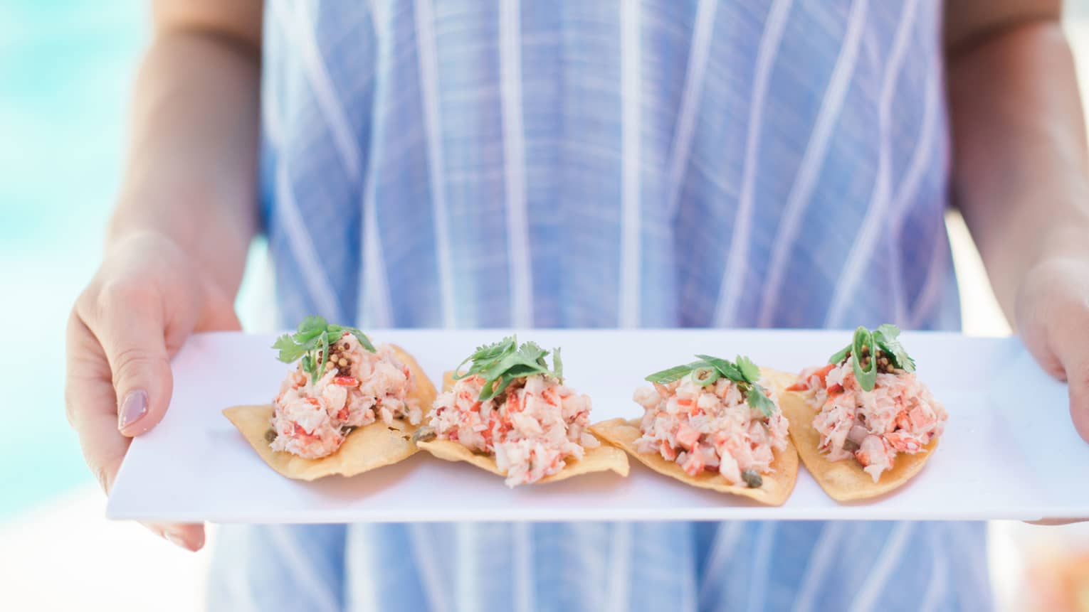 Luxury Hotel Pool in Austin | Food & Drinks | Four Seasons Hotel Austin