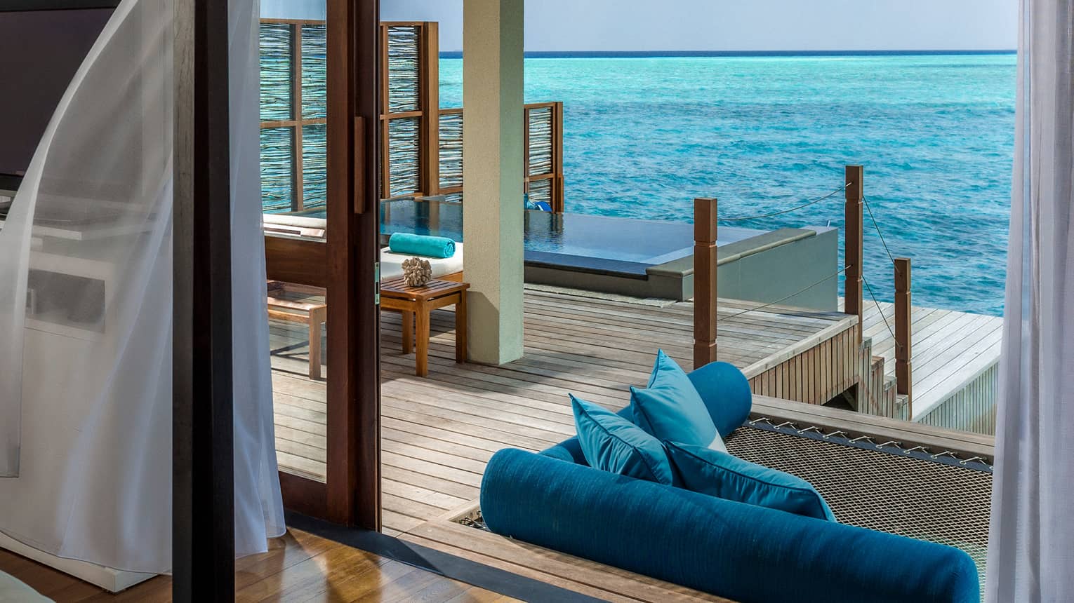 Sunrise Water Villa with Pool Maldives | Four Seasons Landaa Giraavaru ...