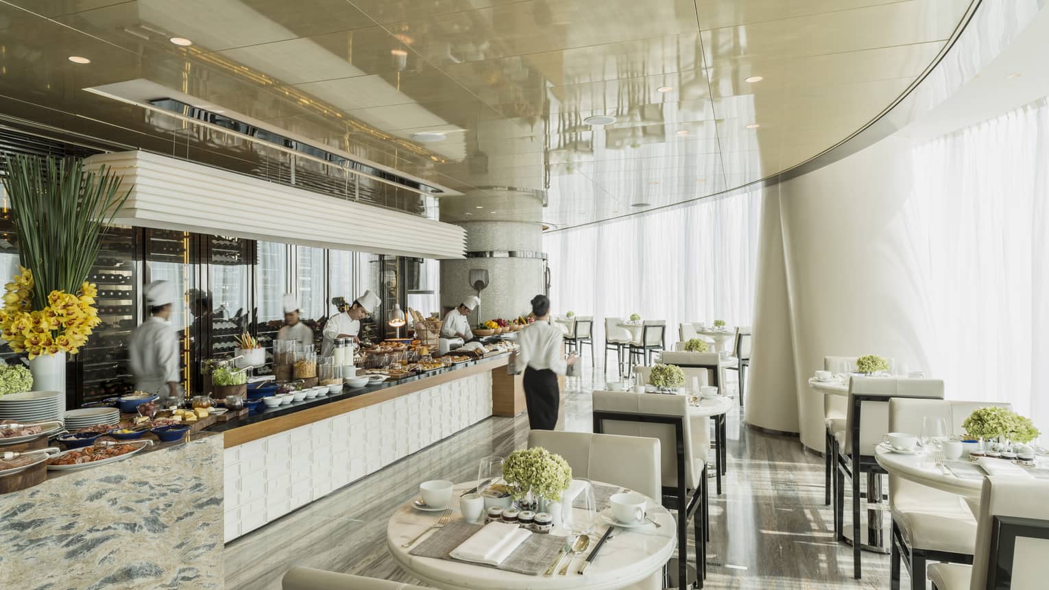 Guangzhou Restaurants & Bars | Fine Dining | Four Seasons Hotel