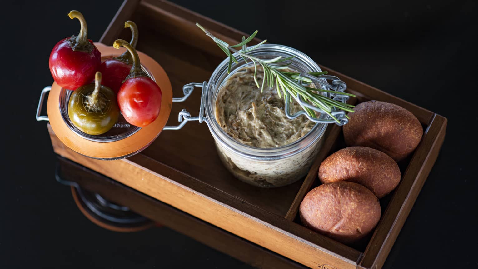 Anguilla Seafood Restaurant | SALT at Four Seasons