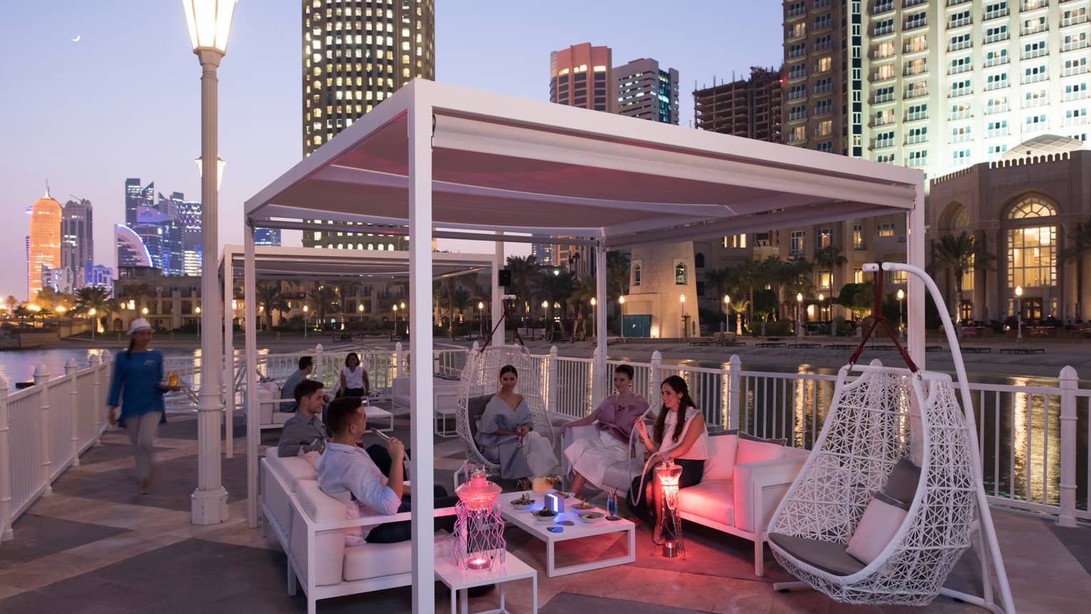 Doha Restaurants and Lounges | Four Seasons Hotel Doha