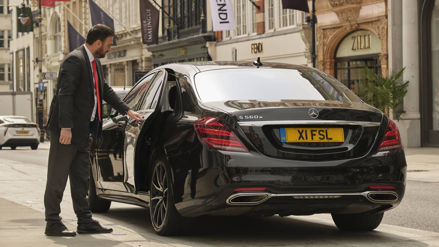 Four Seasons Hotels and Resorts | Luxury Hotels | Four Seasons ...