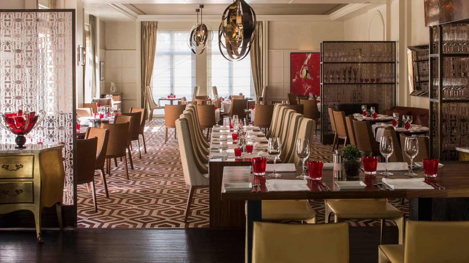 Italian Restaurant & Bar in Prague | Fine Dining | Four Seasons Hotel