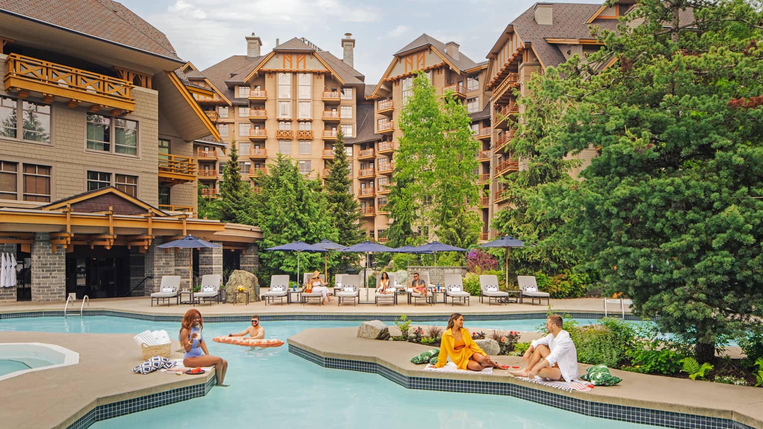 Whistler Luxury Hotel & Ski Resort | Village Lodging | Four Seasons