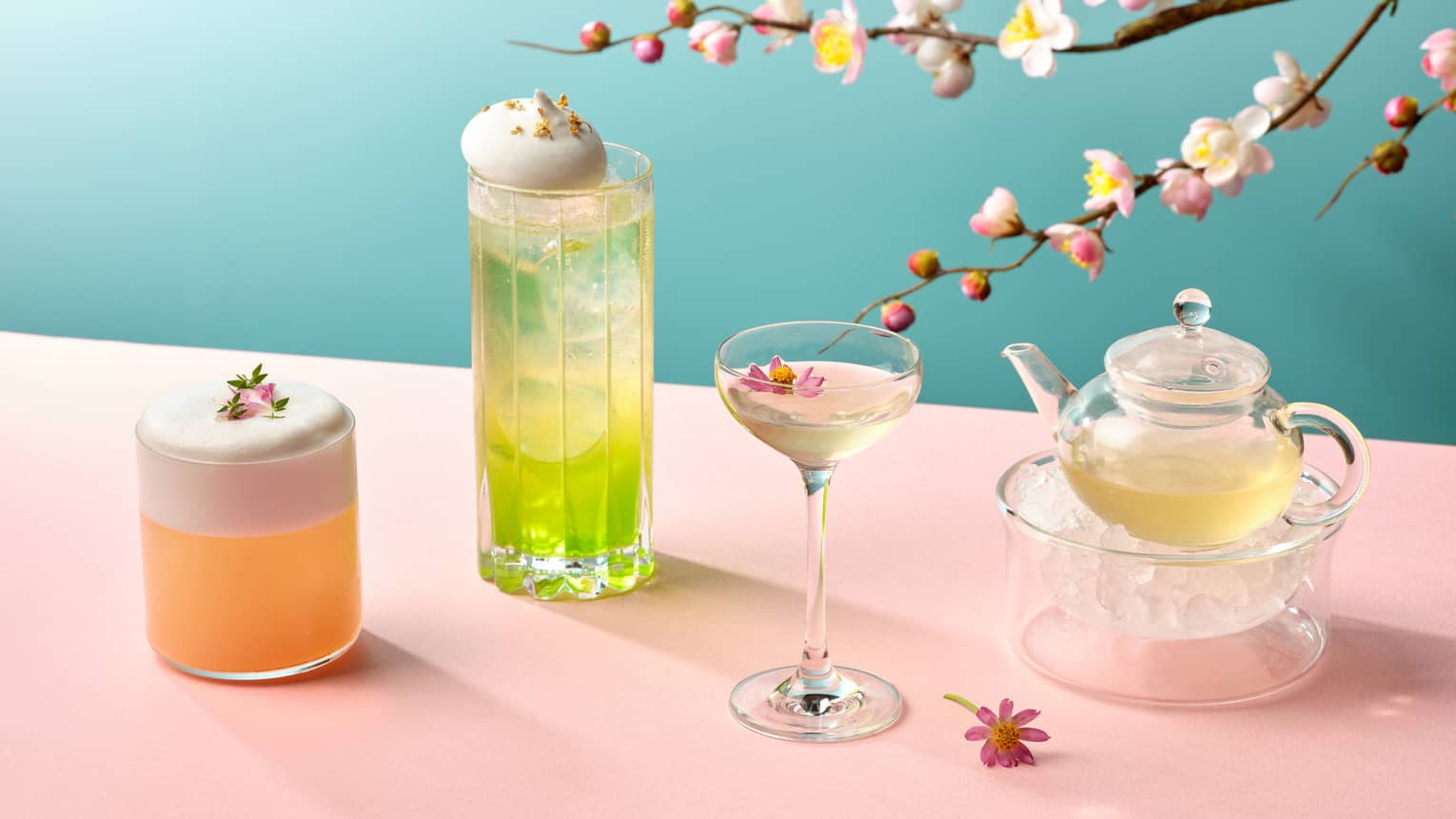 Singapore Cocktail Bar | One-Ninety Bar at Four Seasons Hotel
