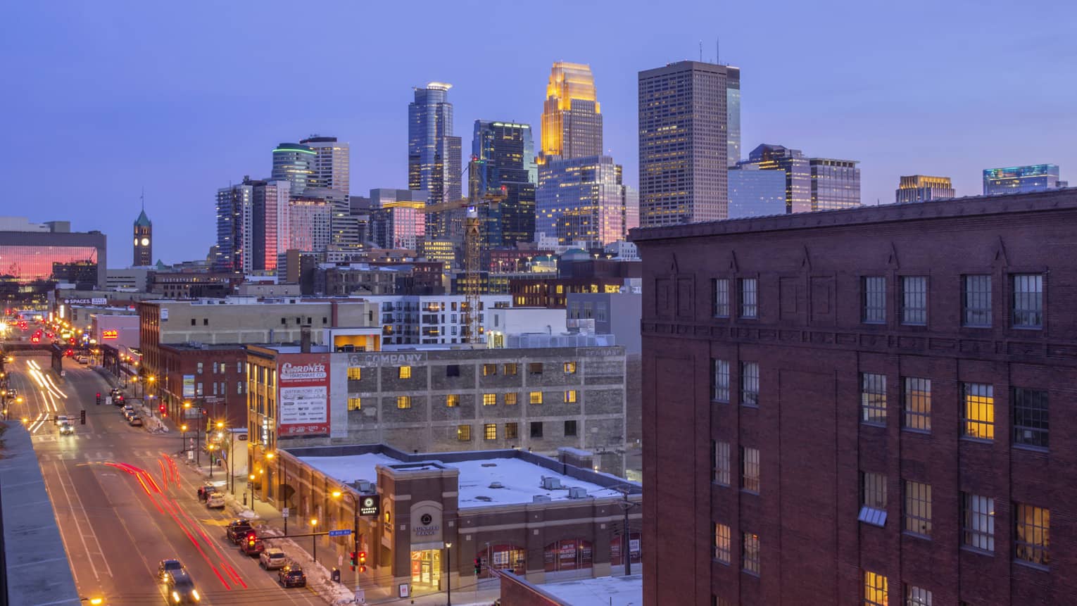 Four Seasons Hotel Minneapolis | Downtown Luxury Hotel