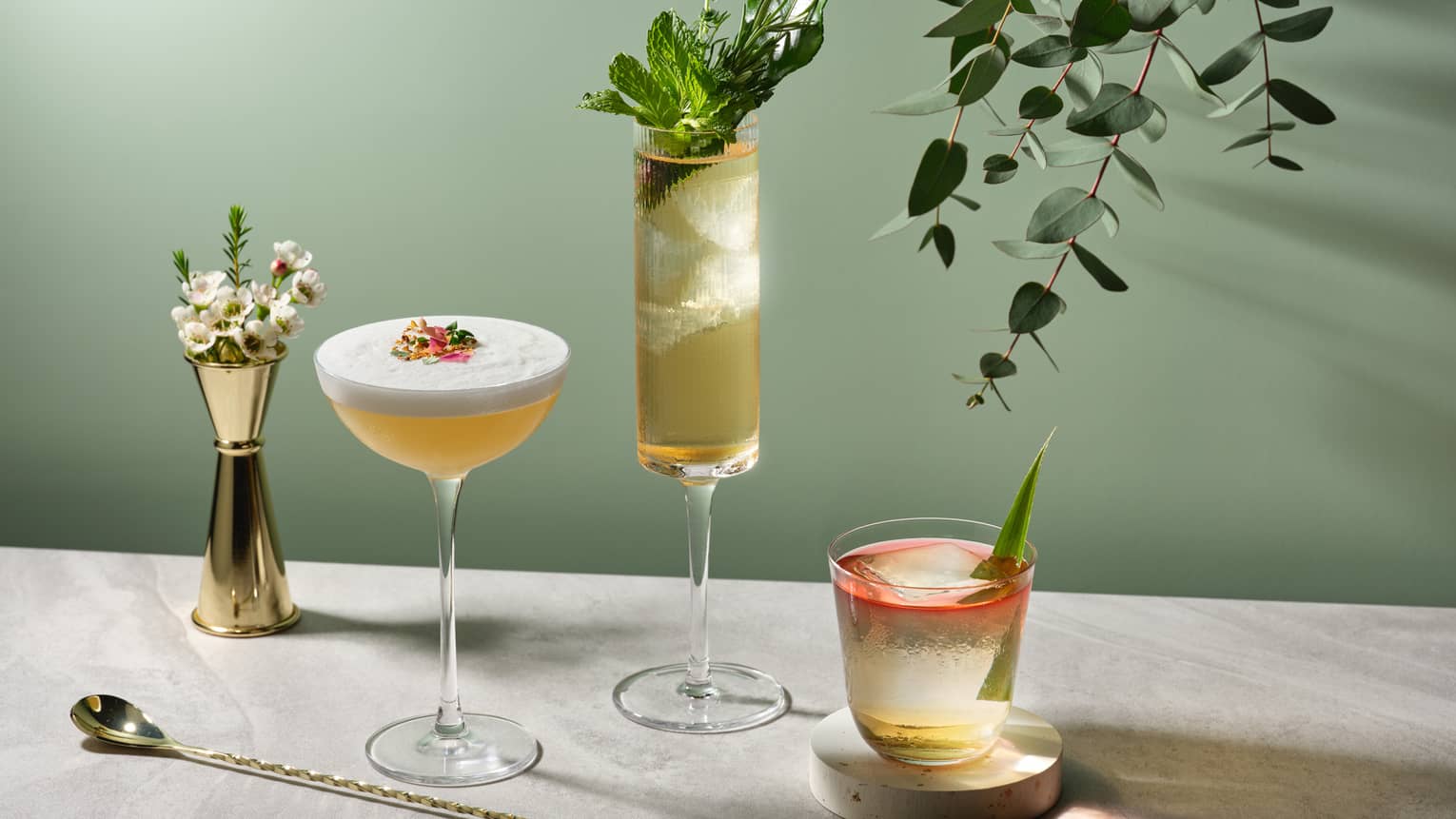 Singapore Cocktail Bar | One-Ninety Bar at Four Seasons