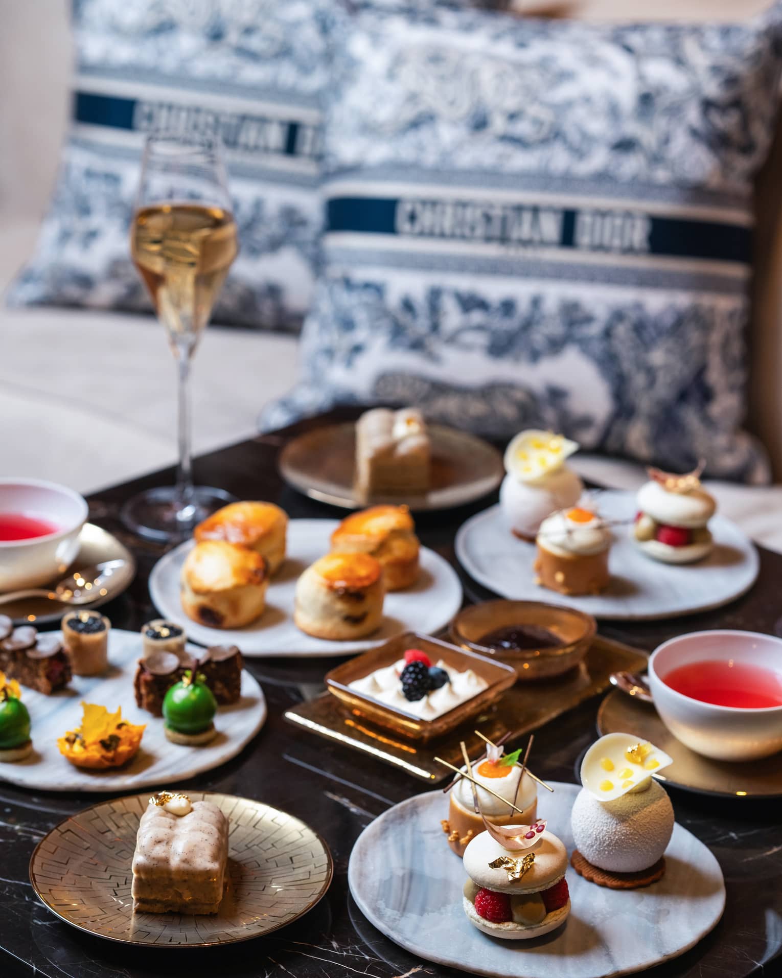 Italian Restaurant & Bar in Prague | Fine Dining | Four Seasons Hotel