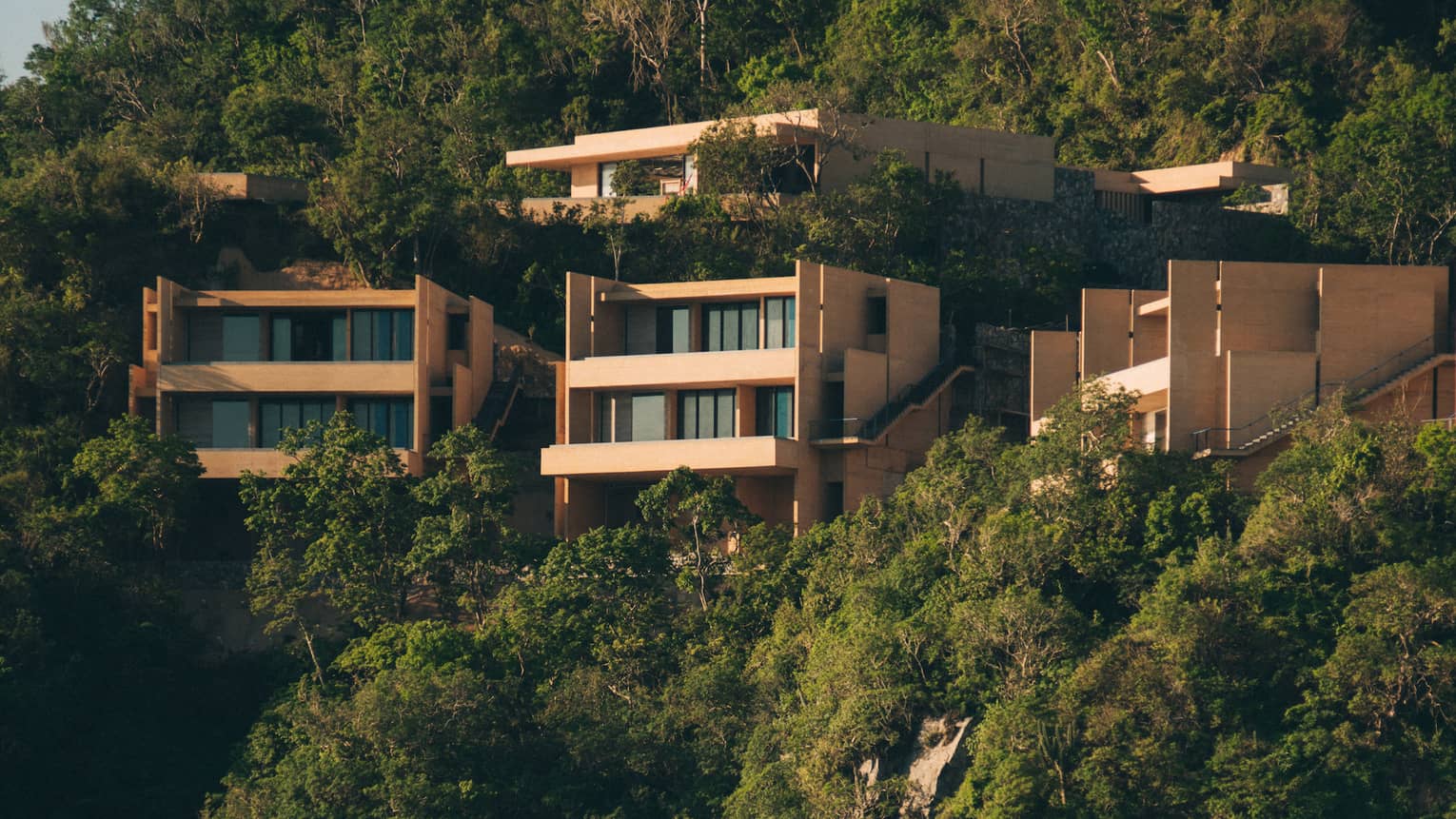 Four Seasons Hotels and Resorts | Luxury Hotels | Four Seasons | Suite ...