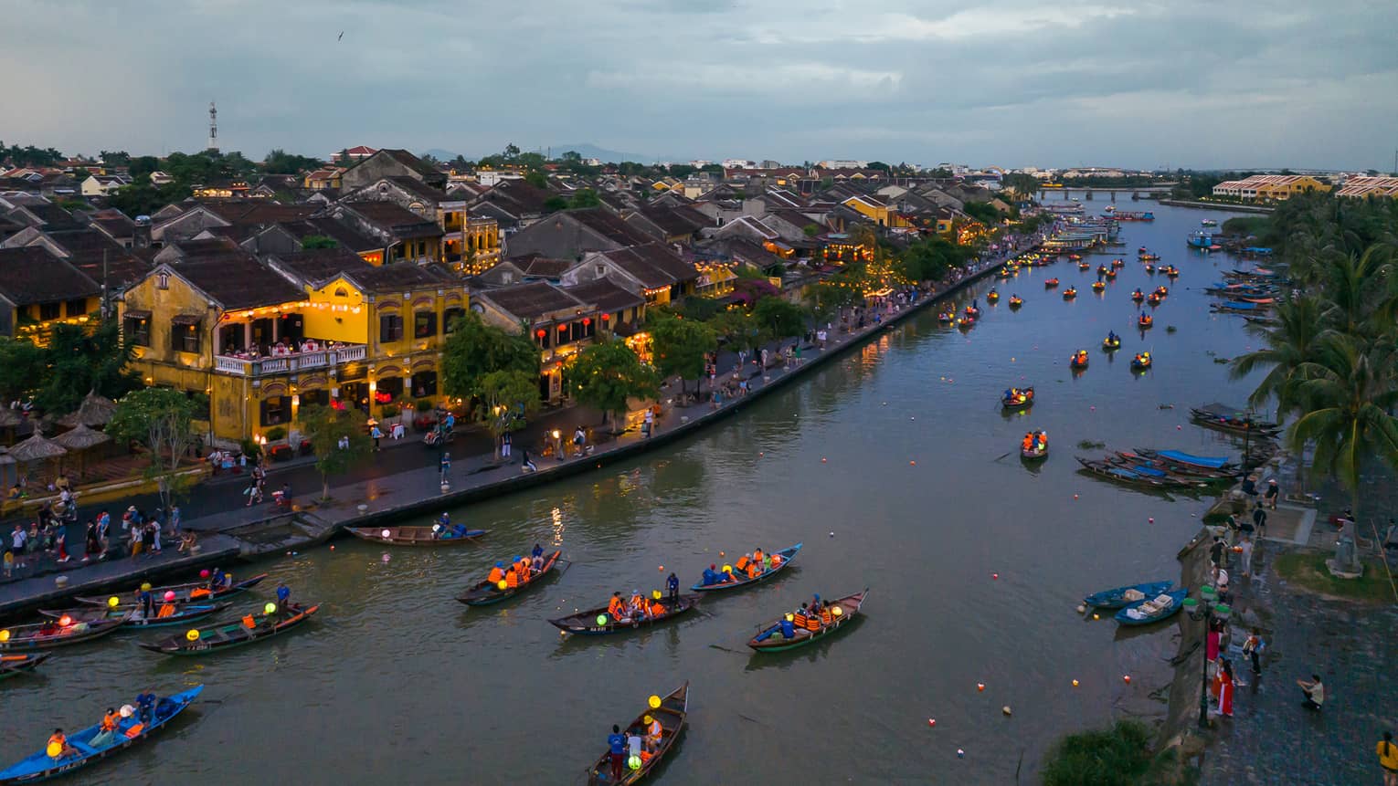Hoi An Ancient Town | Experiences & Tours | Four Seasons