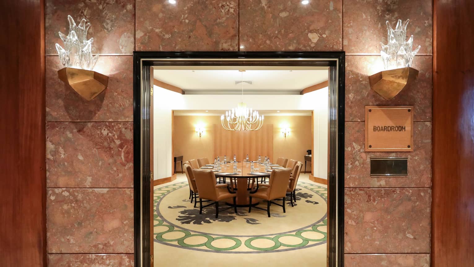 Four Seasons Hotels and Resorts | Luxury Hotels | Four Seasons | Boardroom