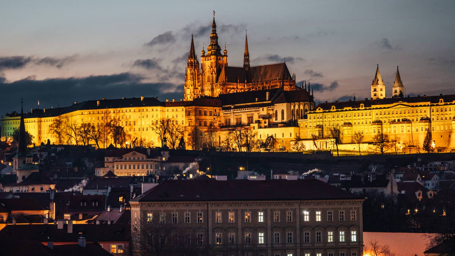 Prague 5-Star Hotel | Luxury Hotel in Old Town Square | Four Seasons