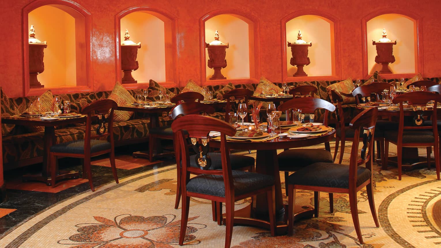 Alexandria Restaurant & Bar | Four Seasons Hotel Alexandria