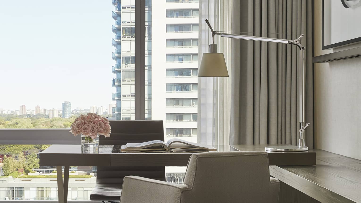 Luxury Hotel Room Toronto | Yorkville | Four Seasons Hotel