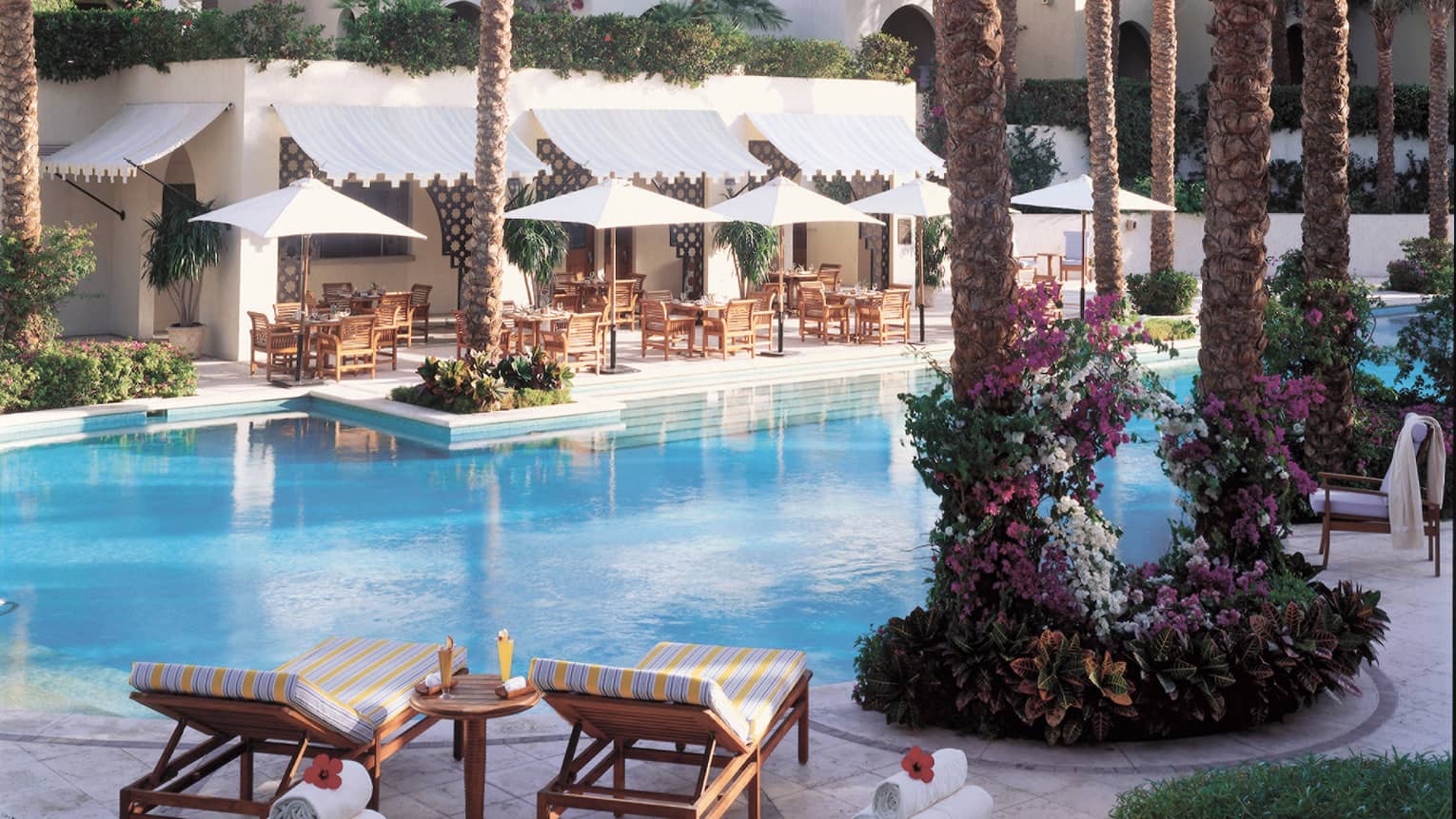 Sharm El Sheikh Restaurants & Bars | Four Seasons Resort
