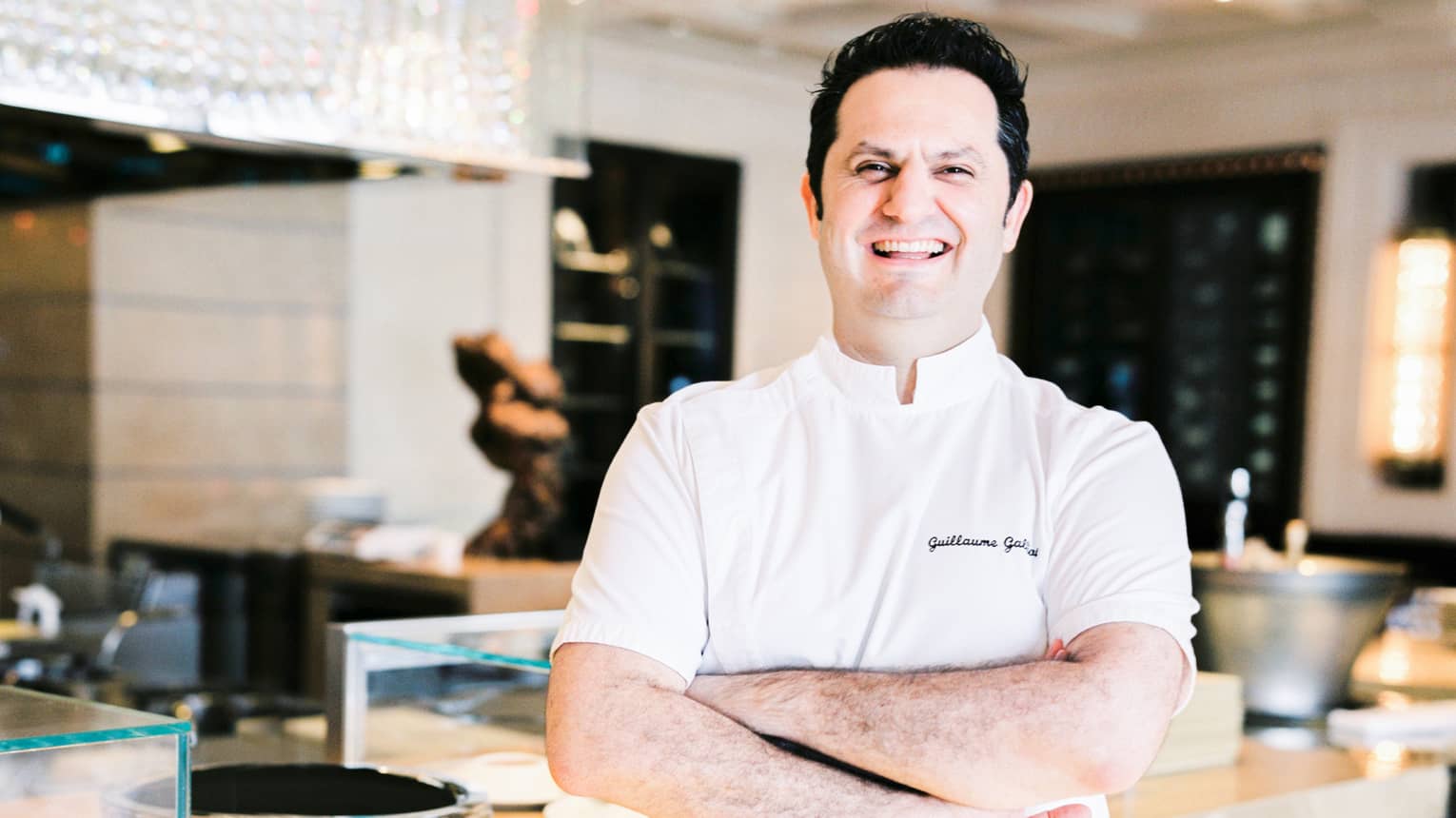 Four Seasons Hotel Hong Kong | Fine Dining | Restaurants