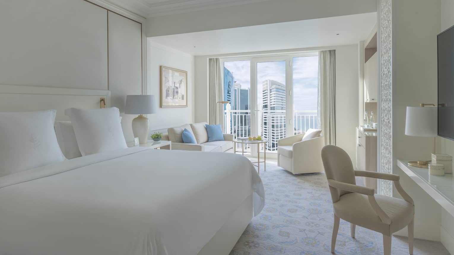 Doha Hotel Suites | Four Seasons Hotel Doha