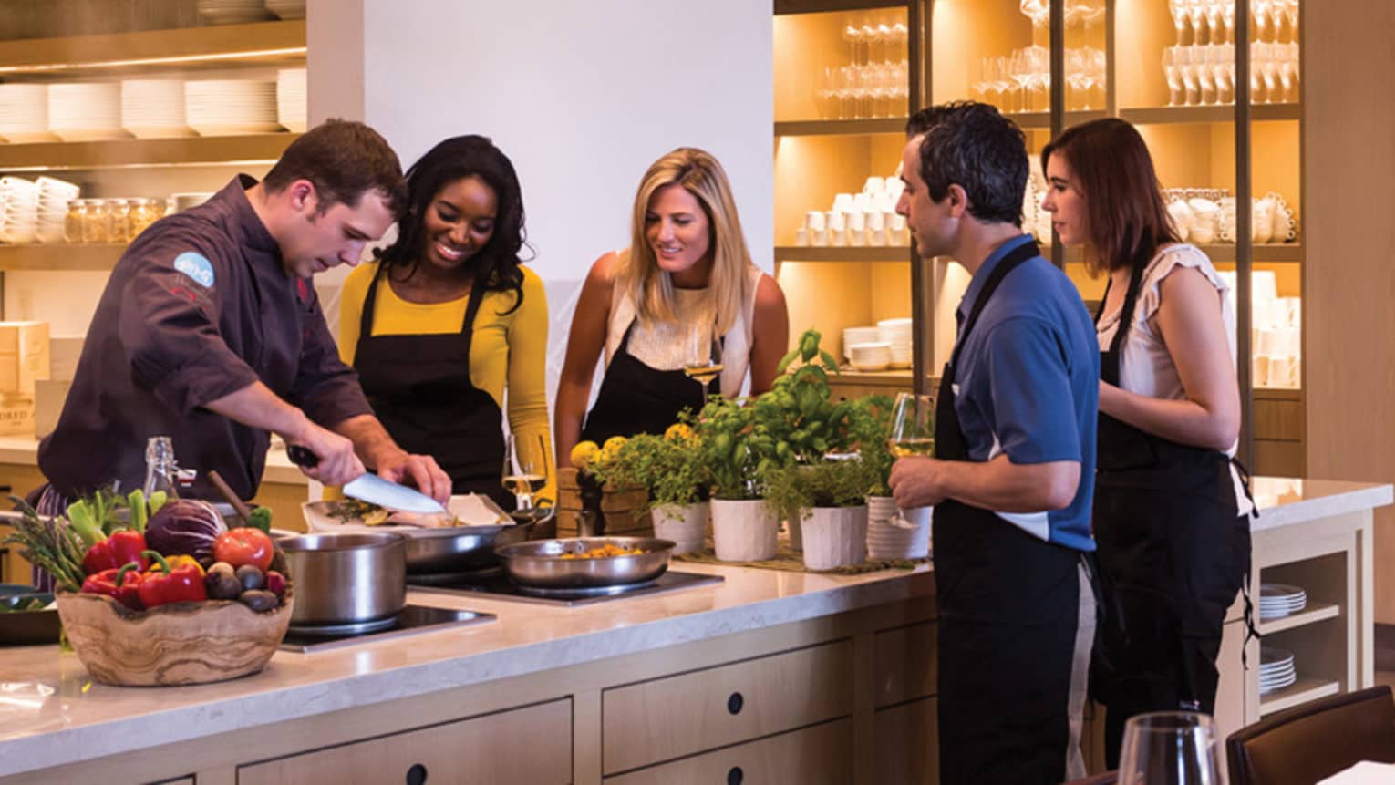 Four Seasons Hotels and Resorts | Luxury Hotels | Four Seasons | Group ...