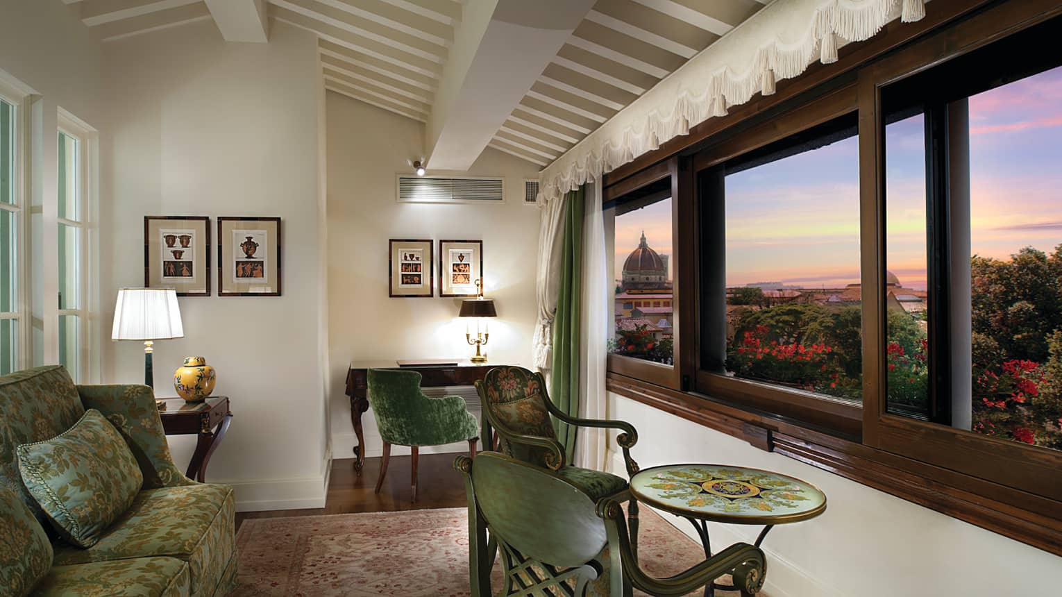 Florence Hotel Suites & Rooms | Four Seasons Hotel Firenze