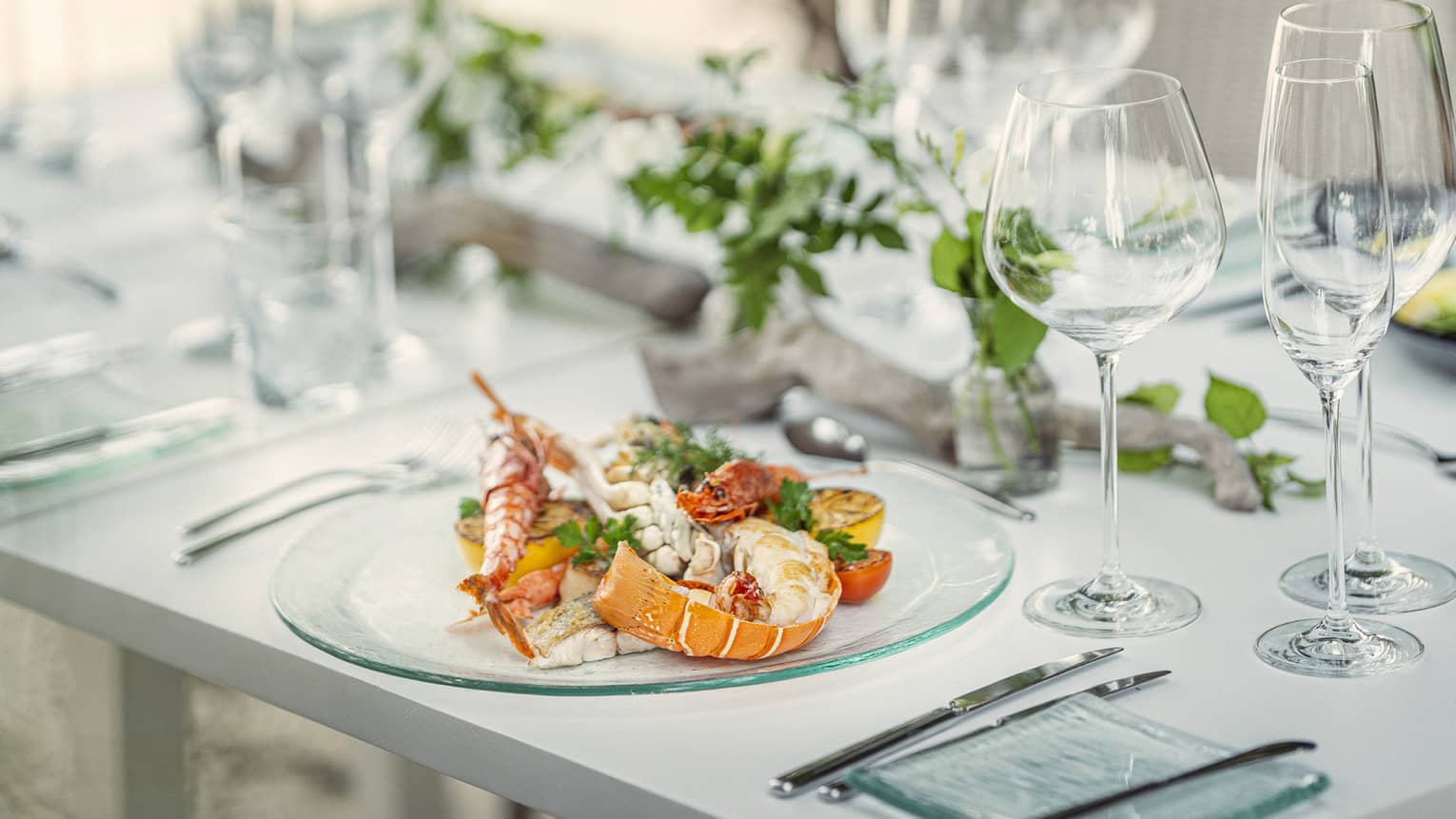 Four Seasons Hotels and Resorts | Luxury Hotels | Four Seasons | Dining