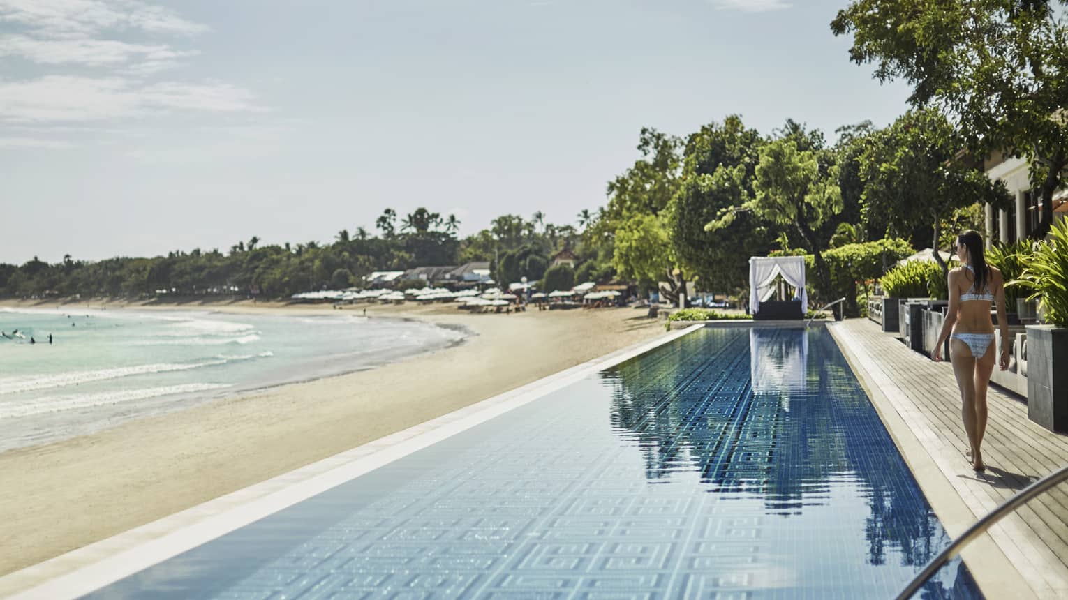 Kids Friendly Oceanfront Restaurant | Four Seasons Bali at Jimbaran Bay