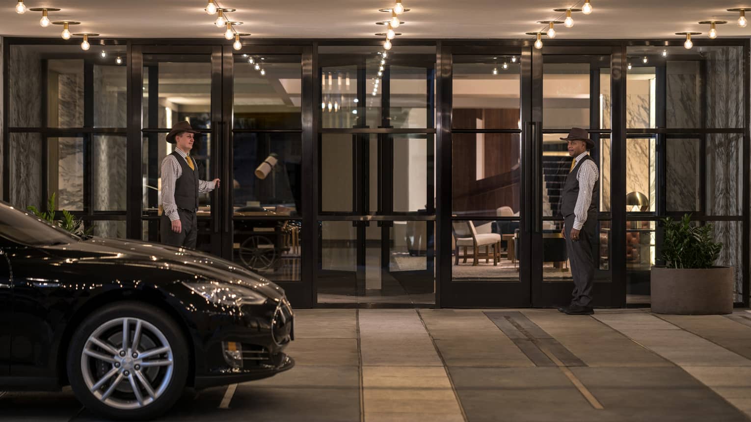 Houston Hotel | 5 Star Downtown Hotel | Four Seasons Hotel Houston