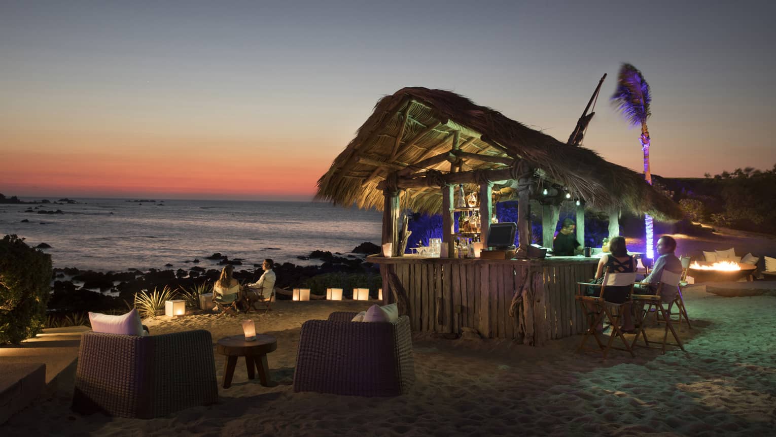 Punta Mita Pool Bar & Lounge | Nuna Pool Bar at Four Seasons