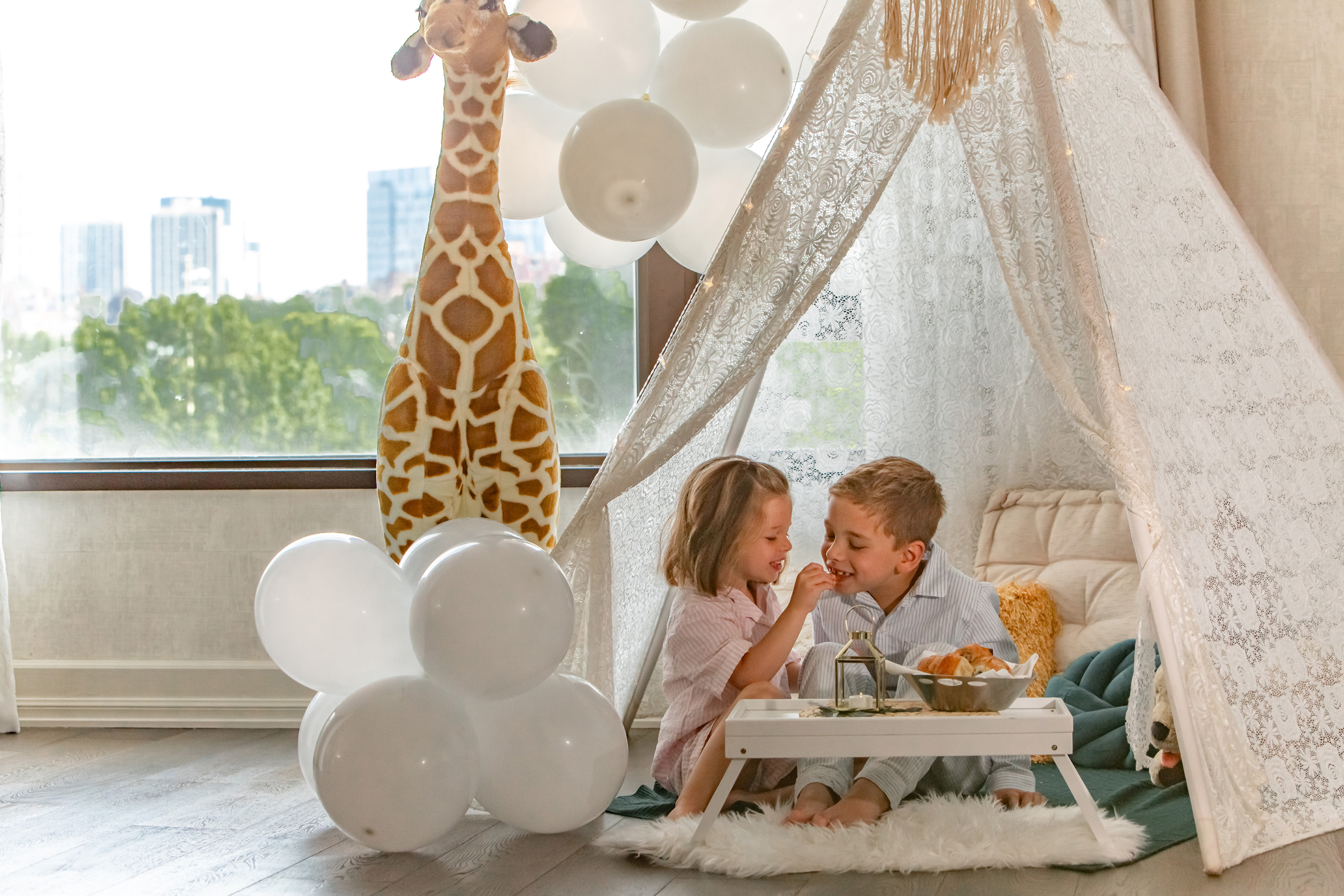 Postcards from Four Seasons: Capture the Magic of Summer Vacations in ...