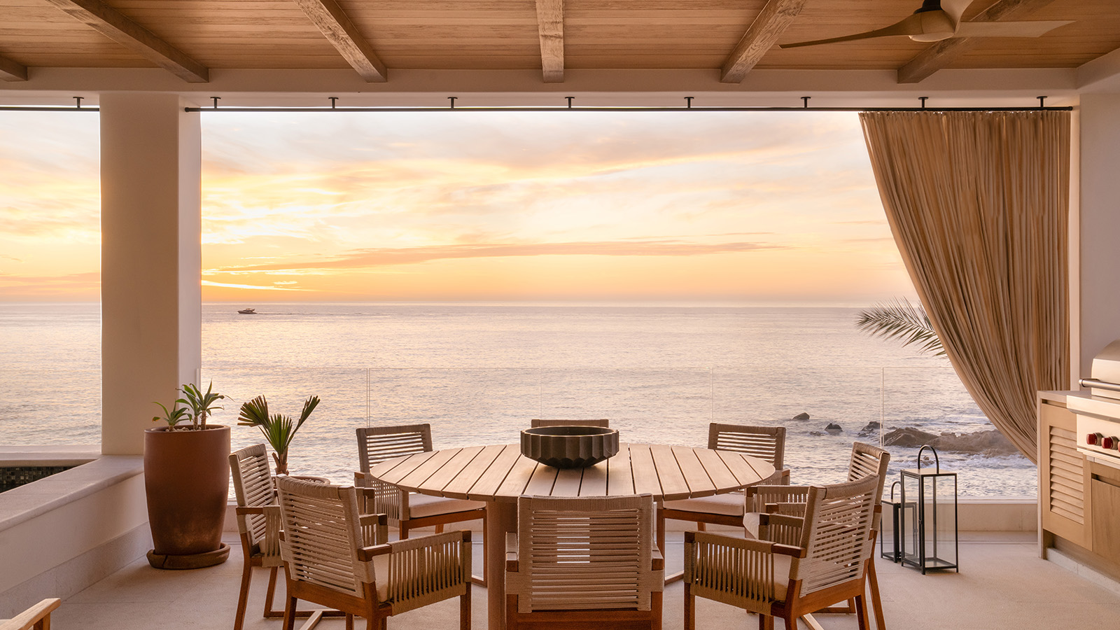 Four Seasons Resort and Residences Cabo San Lucas at Cabo Del Sol ...