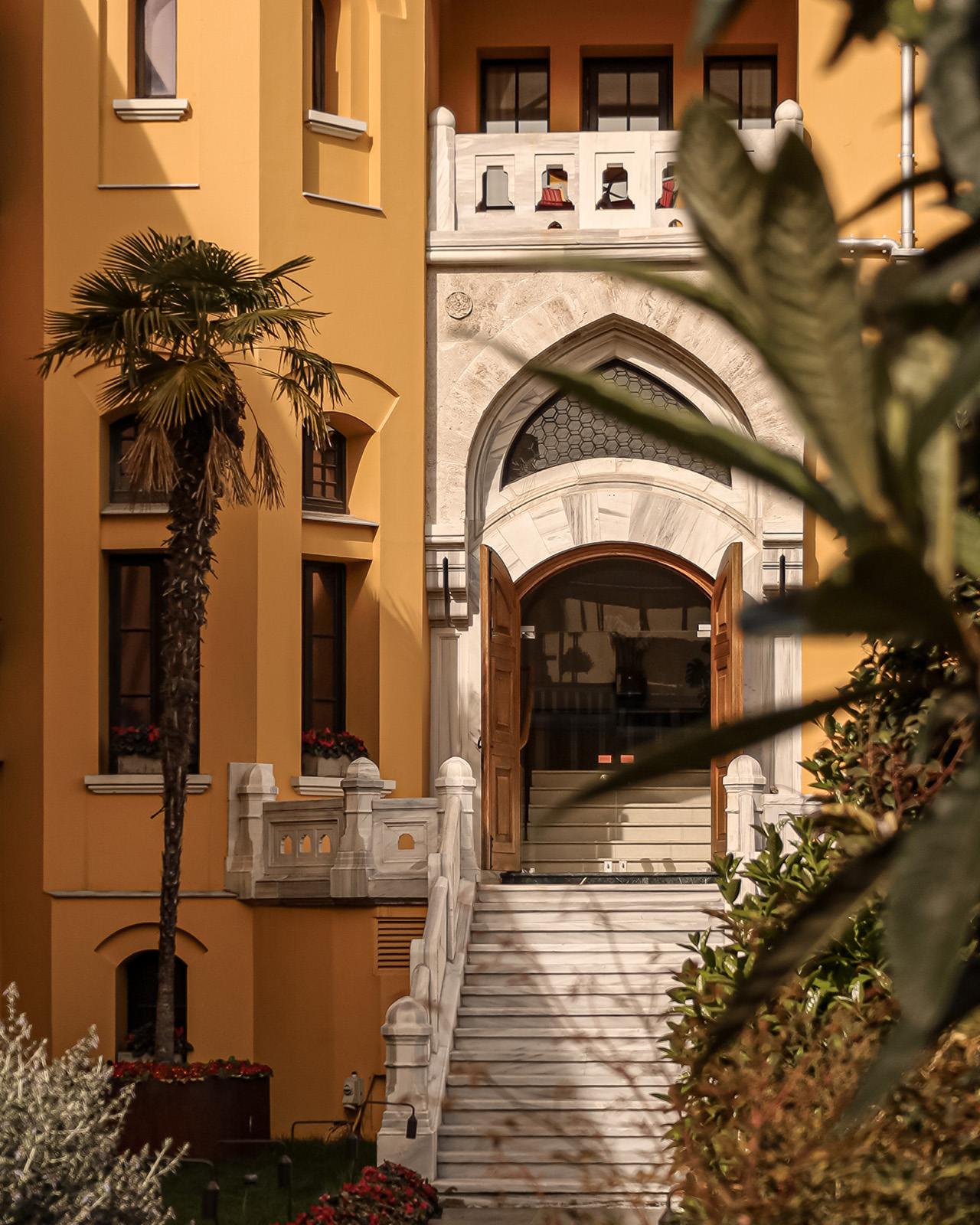 Checking in to Another Century: The Suites of Four Seasons Hotel ...