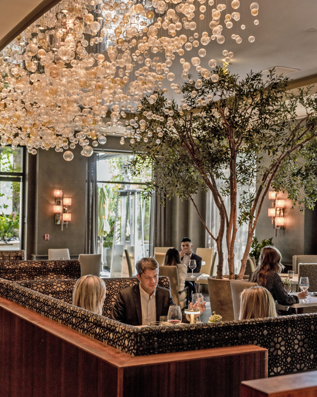 Buffet Four Seasons Beverly Hills Highly Recommend!! Great Atmosphere