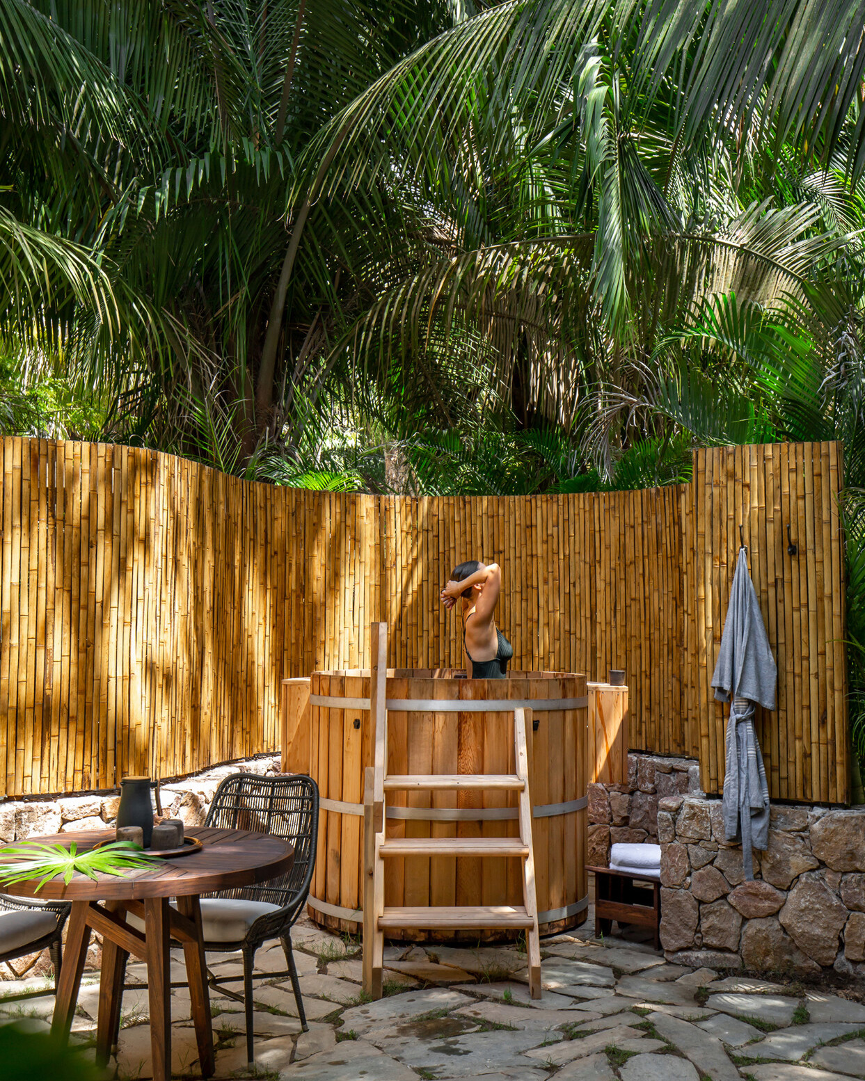 An Immersive Soaking Experience