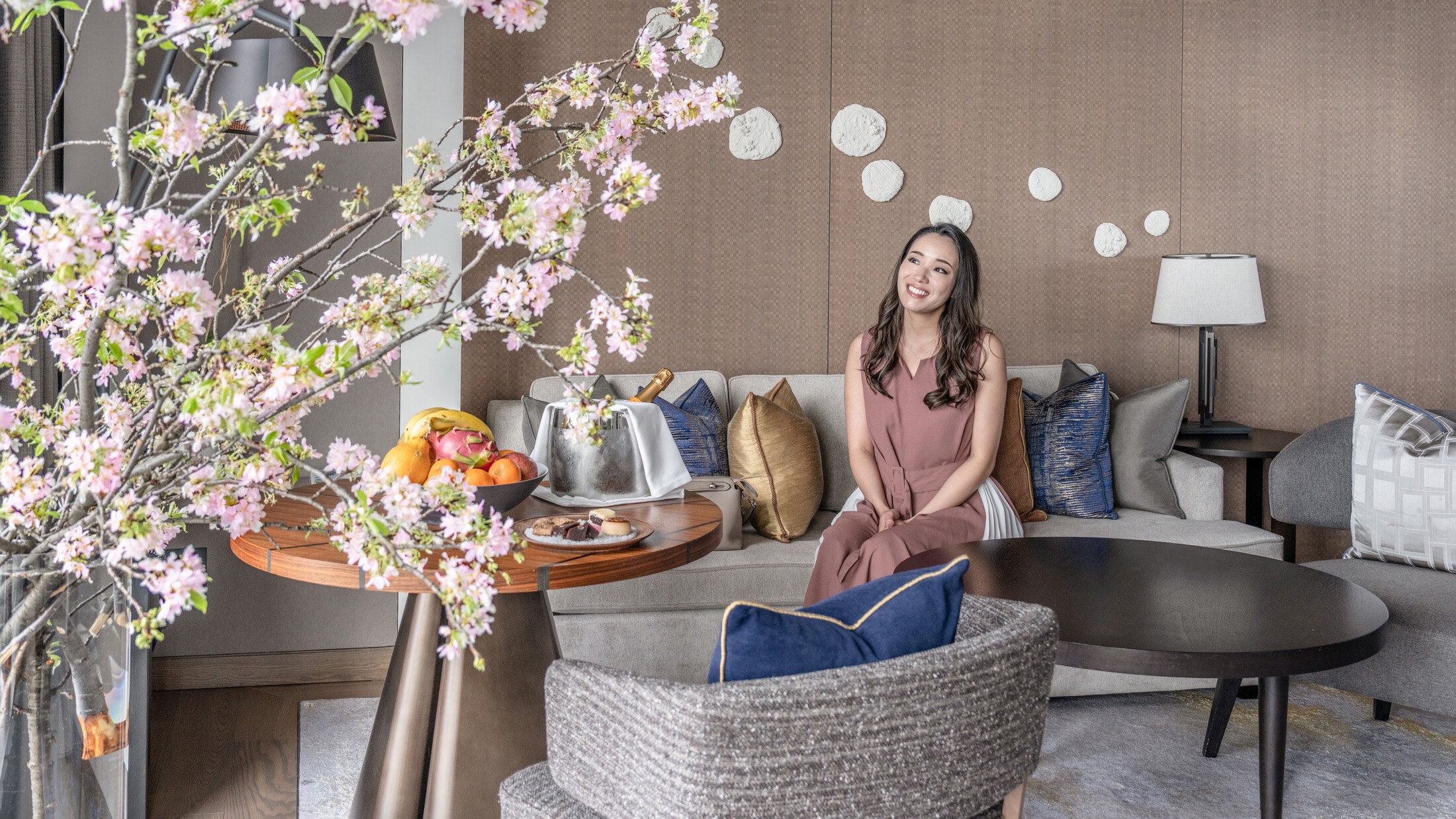 Experience the Full Bloom of Sakura Magic with Four Seasons Hotel Tokyo ...