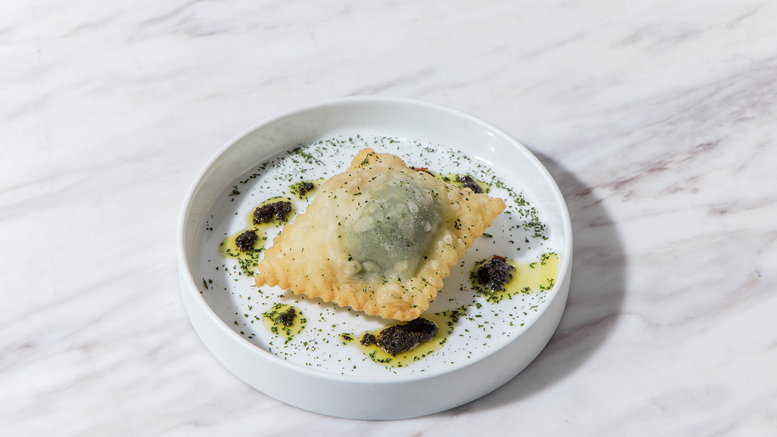 Under the Mediterranean Sun: Four Seasons Hotel Tokyo at Otemachi ...