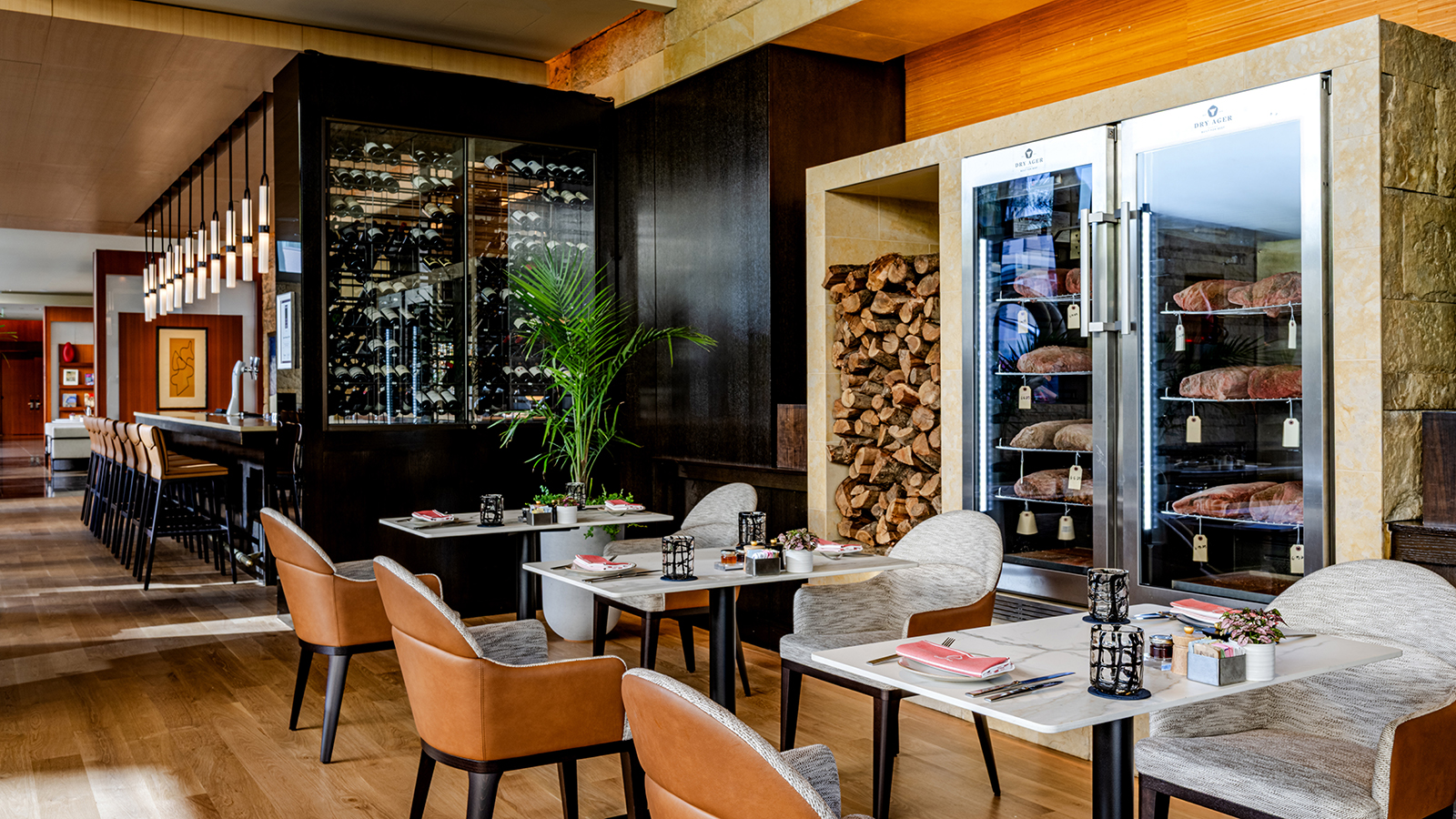 Quattro at Four Seasons Hotel Silicon Valley Unveils Elegant Interior ...