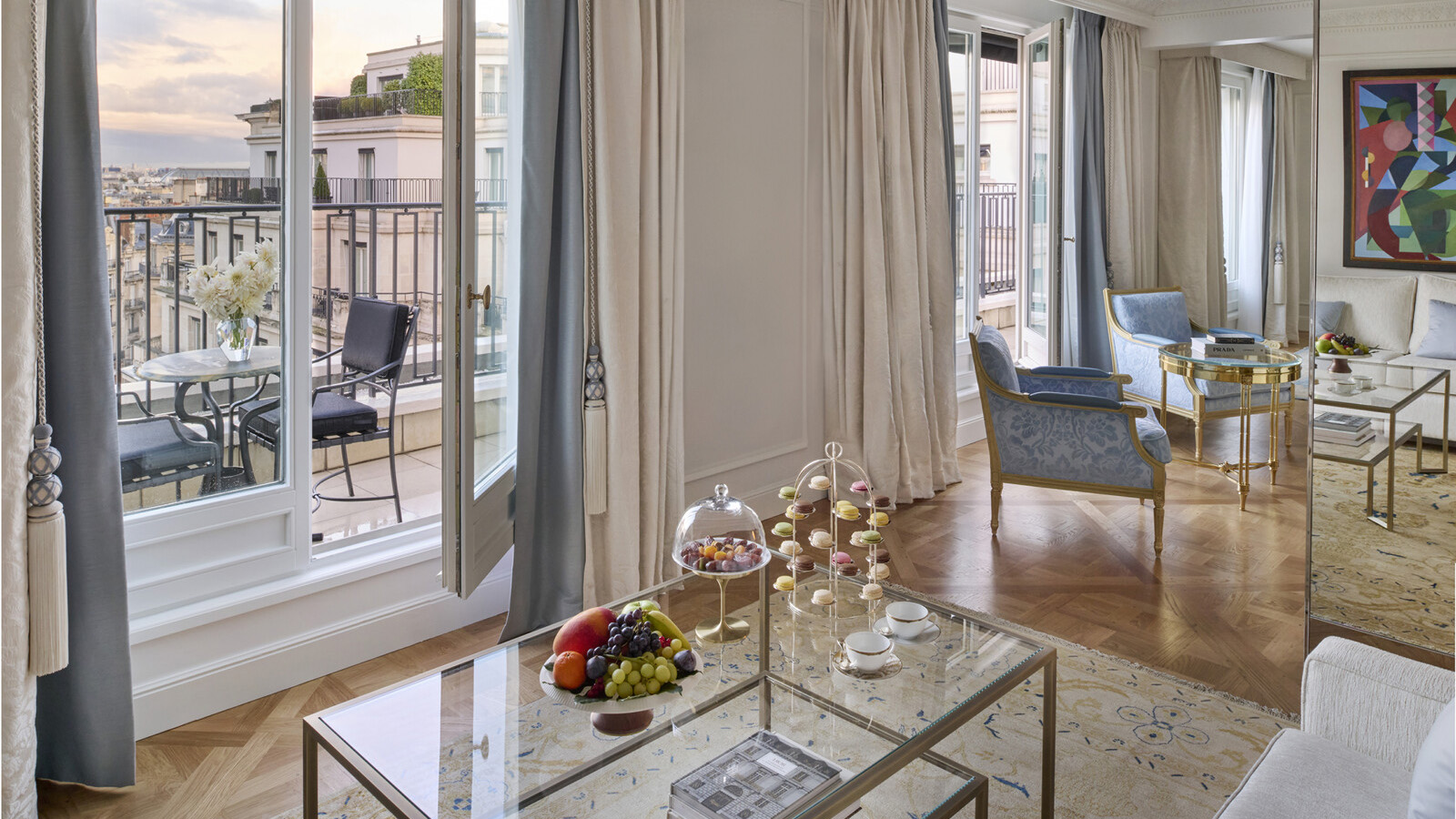Four Seasons Hotel George V, Paris Enriches Its Collection of Parisian ...