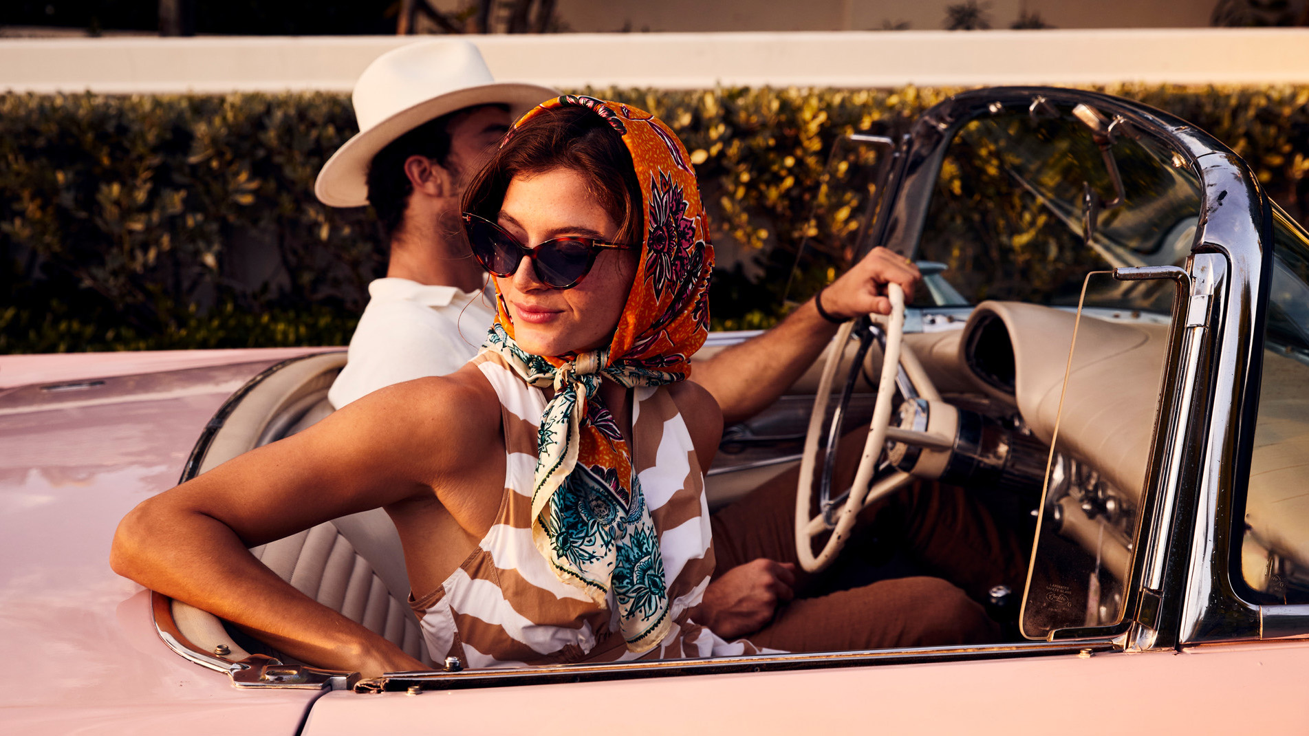 Postcards from Four Seasons: Capture the Magic of Summer Vacations in ...