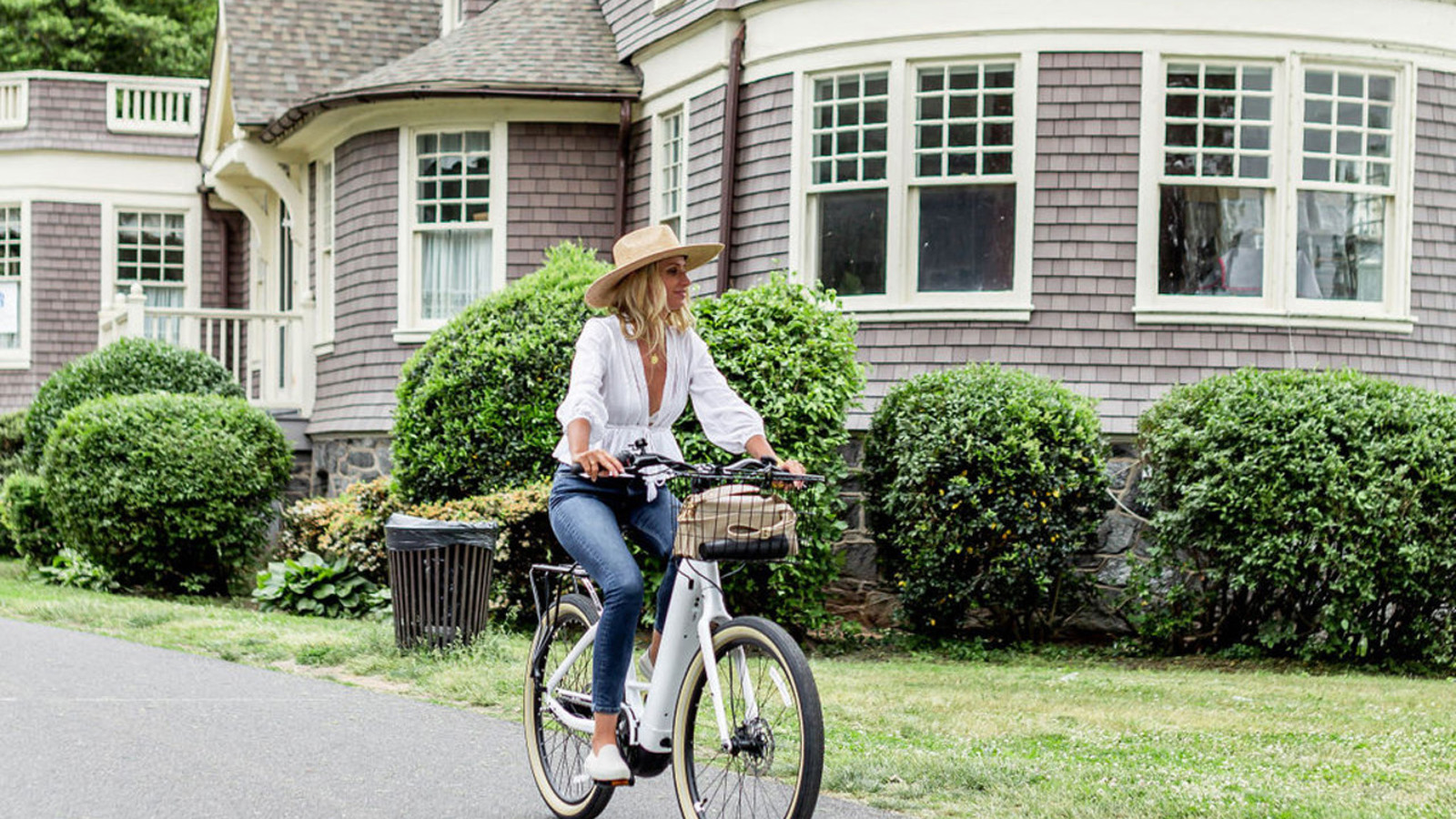 Cycle the City with Four Seasons Hotel Philadelphia