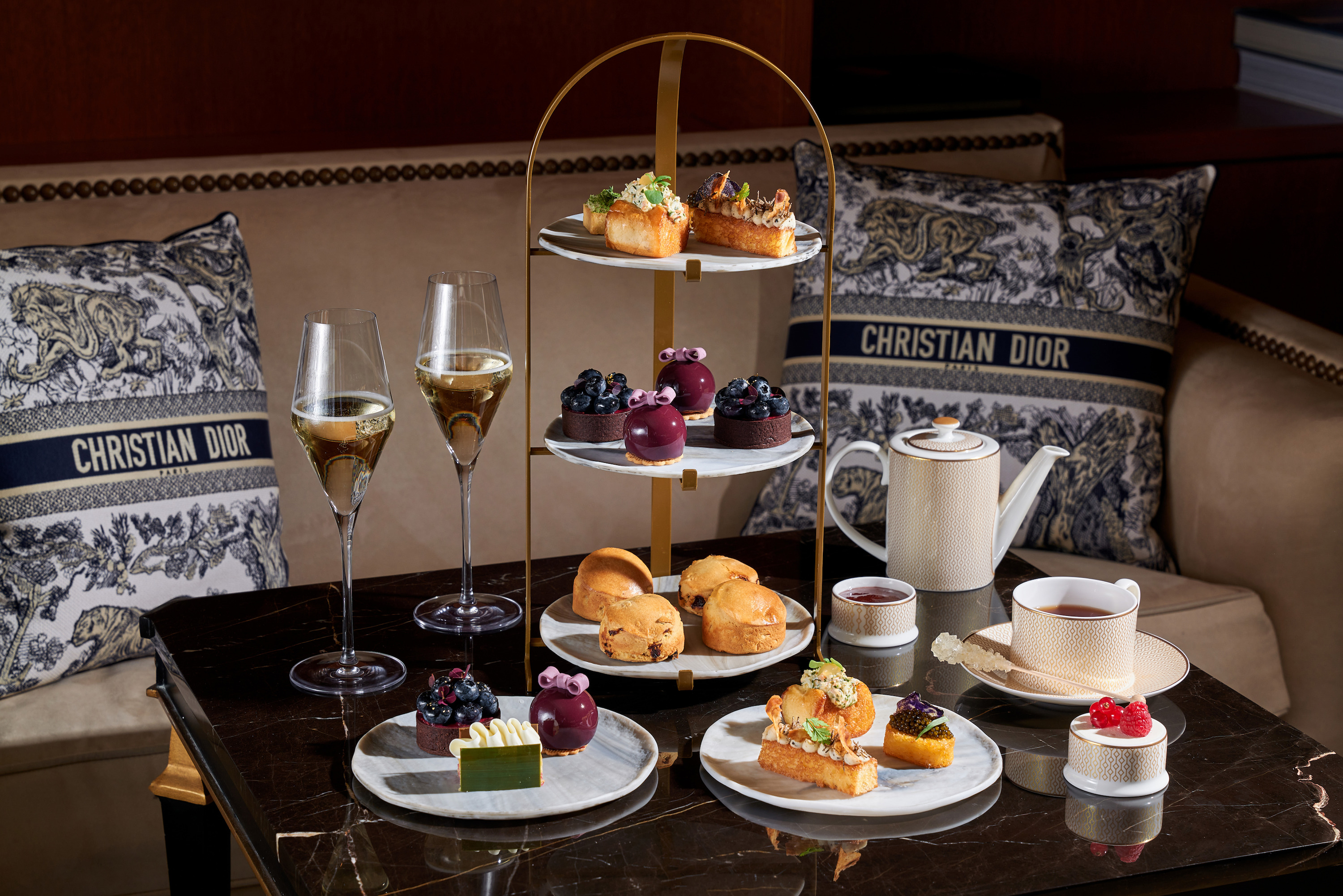 A Fairy Tale Christmas Season: Four Seasons Hotel Prague Unveils Dior ...