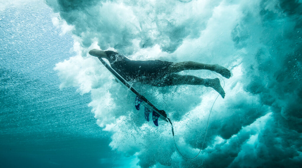 7 Spots to Catch the Best Winter Waves - Four Seasons Magazine